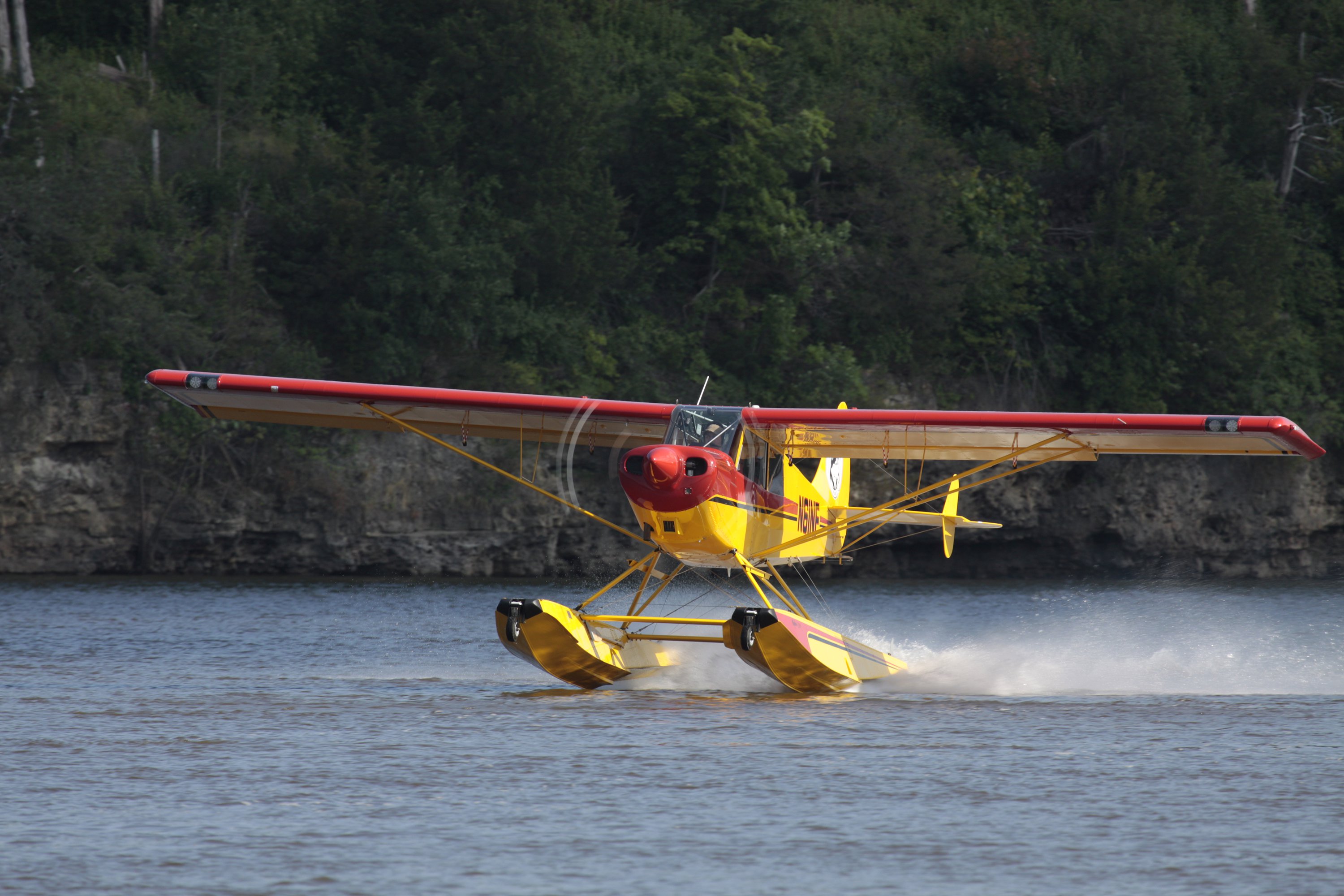 Aviat Husky Floats, Mods and Services | Wipaire, Inc.